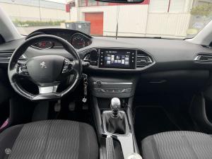 Grey Peugeot 308 2016 in Klaipeda, with an engine capacity of 0.00 L and mileage of 263 thousand km for 4200 €, photo 9 on AUTOMOTO.COM.LV