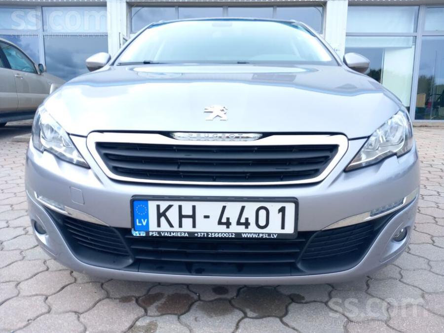 Grey Peugeot 308 2016 in Valmiera, with an engine capacity of 1.60 L and mileage of 129 thousand km for 4900 €, photo 6 on AUTOMOTO.COM.LV