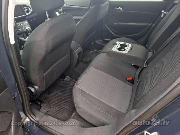 Pelēks Peugeot 308 2016 Tartu, ar dzinēja tilpumu 1.20 L un nobraukumu 191 tūkst. km par 5990 €, foto 8 vietnē AUTOMOTO.COM.LV