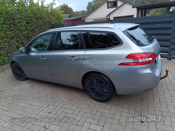 Grey Peugeot 308 2016 in Voru, with an engine capacity of 1.60 L and mileage of 247 thousand km for 5000 €, photo 8 on AUTOMOTO.COM.LV