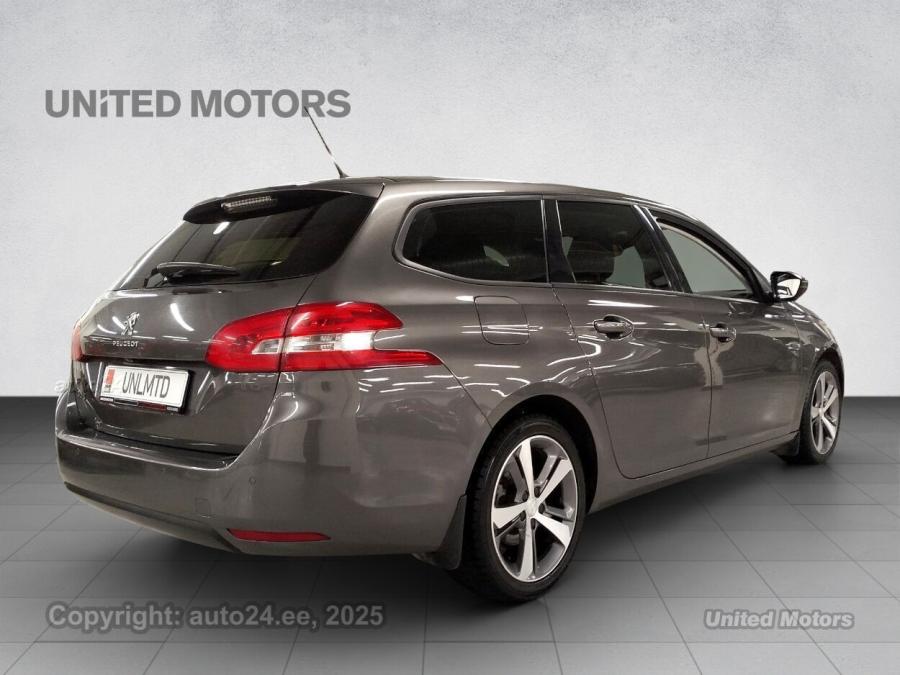 Grey Peugeot 308 2017 in Tallinn, with an engine capacity of 0.00 L and mileage of 163 thousand km for 6990 €, photo 2 on AUTOMOTO.COM.LV