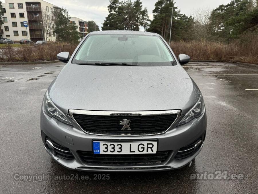 Grey Peugeot 308 2017 in Tallinn, with an engine capacity of 1.60 L and mileage of 272 thousand km for 8500 €, photo 2 on AUTOMOTO.COM.LV