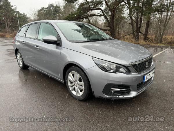 Pelēks Peugeot 308 2017 Tallina, ar dzinēja tilpumu 1.60 L un nobraukumu 272 tūkst. km par 8500 €, foto 3 vietnē AUTOMOTO.COM.LV
