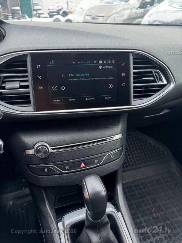 Grey Peugeot 308 2017 in Tallinn, with an engine capacity of 1.60 L and mileage of 231 thousand km for 8500 €, photo 11 on AUTOMOTO.COM.LV