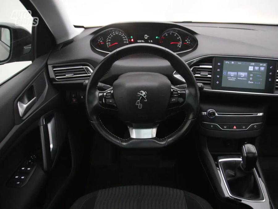 Grey Peugeot 308 2017 in Vilnius, with an engine capacity of 1.20 L and mileage of 169 thousand km for 6999 €, photo 17 on AUTOMOTO.COM.LV