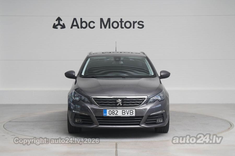 Pelēks Peugeot 308 2017 Tallina, ar dzinēja tilpumu 1.20 L un nobraukumu 109 tūkst. km par 7990 €, foto 3 vietnē AUTOMOTO.COM.LV