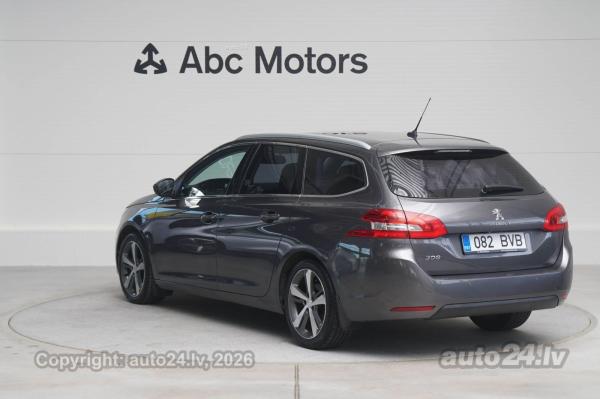 Grey Peugeot 308 2017 in Tallinn, with an engine capacity of 1.20 L and mileage of 109 thousand km for 7990 €, photo 6 on AUTOMOTO.COM.LV