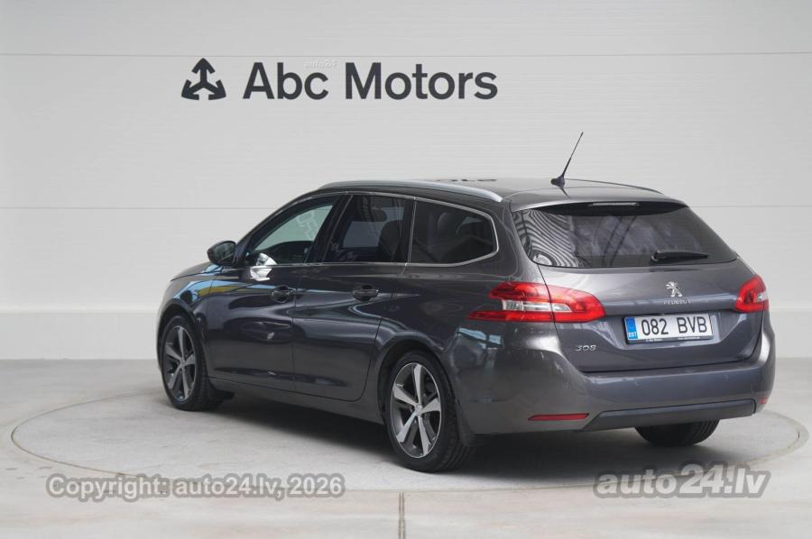 Pelēks Peugeot 308 2017 Tallina, ar dzinēja tilpumu 1.20 L un nobraukumu 109 tūkst. km par 7990 €, foto 7 vietnē AUTOMOTO.COM.LV