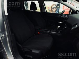 Grey Peugeot 308 2017 in Cesis, with an engine capacity of 1.20 L and mileage of 0 thousand km for 7490 €, photo 12 on AUTOMOTO.COM.LV