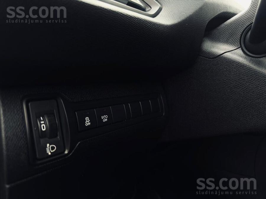 Grey Peugeot 308 2017 in Cesis, with an engine capacity of 1.20 L and mileage of 0 thousand km for 7490 €, photo 24 on AUTOMOTO.COM.LV