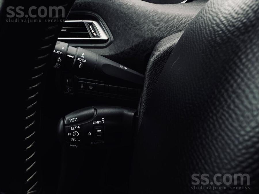 Grey Peugeot 308 2017 in Cesis, with an engine capacity of 1.20 L and mileage of 0 thousand km for 7490 €, photo 26 on AUTOMOTO.COM.LV