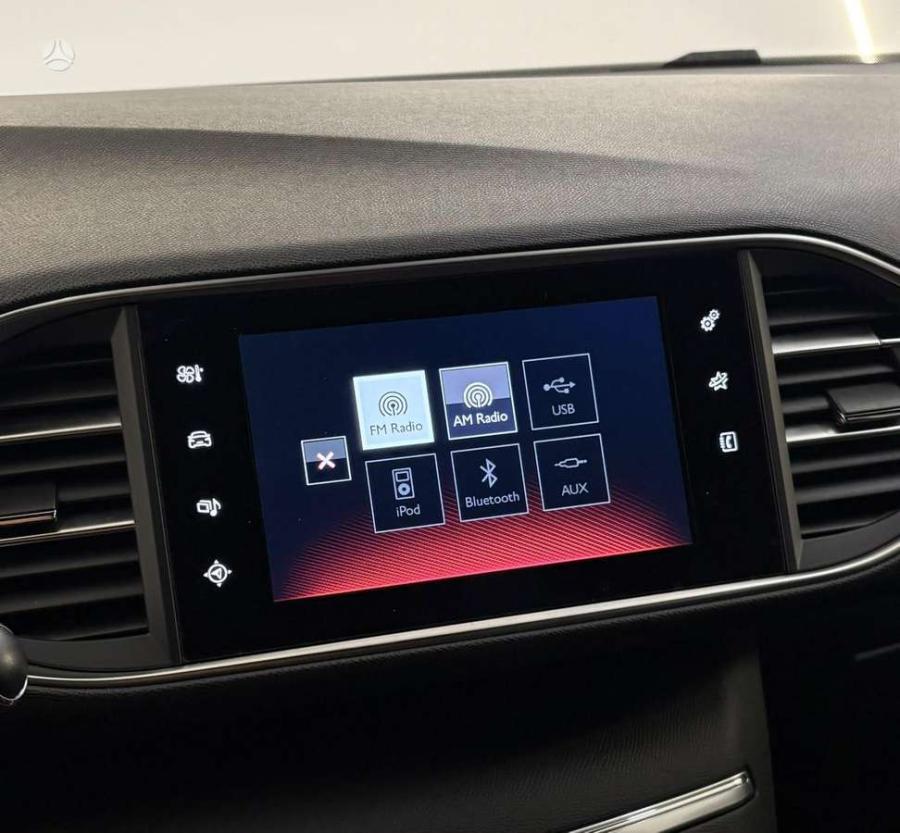 Pelēks Peugeot 308 2017 Marijampole, ar dzinēja tilpumu 2.00 L un nobraukumu 251 tūkst. km par 8450 €, foto 6 vietnē AUTOMOTO.COM.LV