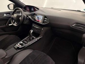 Pelēks Peugeot 308 2017 Marijampole, ar dzinēja tilpumu 2.00 L un nobraukumu 251 tūkst. km par 8450 €, foto 17 vietnē AUTOMOTO.COM.LV