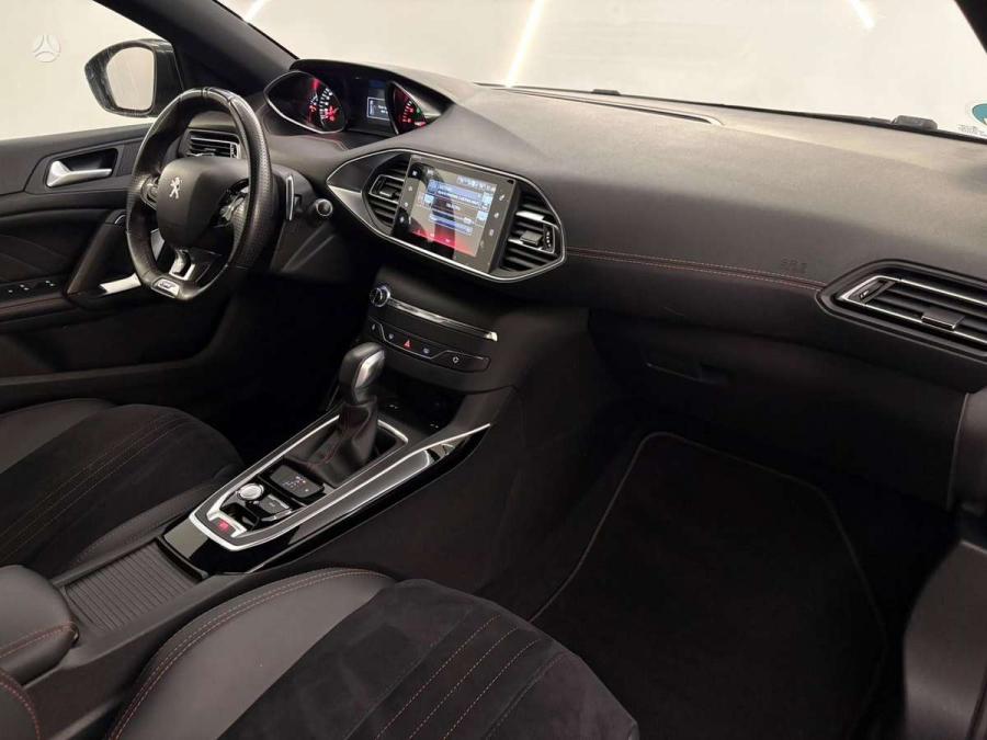Pelēks Peugeot 308 2017 Marijampole, ar dzinēja tilpumu 2.00 L un nobraukumu 251 tūkst. km par 8450 €, foto 17 vietnē AUTOMOTO.COM.LV
