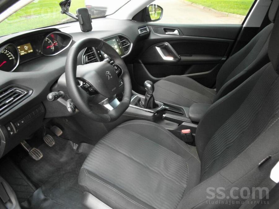 Grey Peugeot 308 2017 in Riga, with an engine capacity of 1.20 L and mileage of 180 thousand km for 3650 €, photo 6 on AUTOMOTO.COM.LV