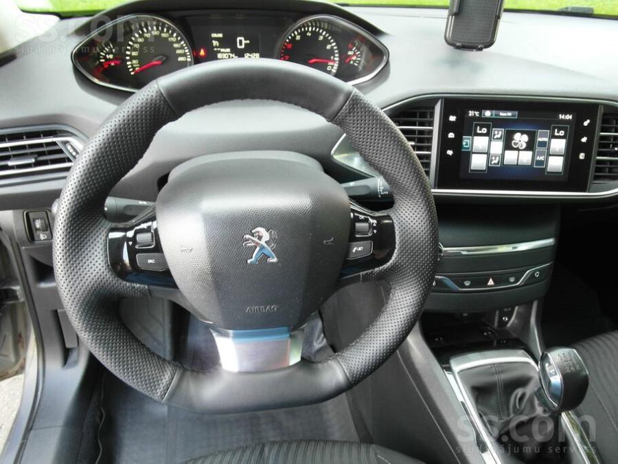 Grey Peugeot 308 2017 in Riga, with an engine capacity of 1.20 L and mileage of 180 thousand km for 3650 €, photo 11 on AUTOMOTO.COM.LV