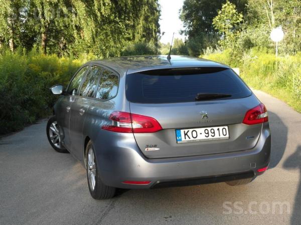 Серый Пежо 308 2017 в Рига, объемом двигателя 1.20 л и пробегом 180 тыс. км за 3650 €, фото 2 на AUTOMOTO.COM.LV