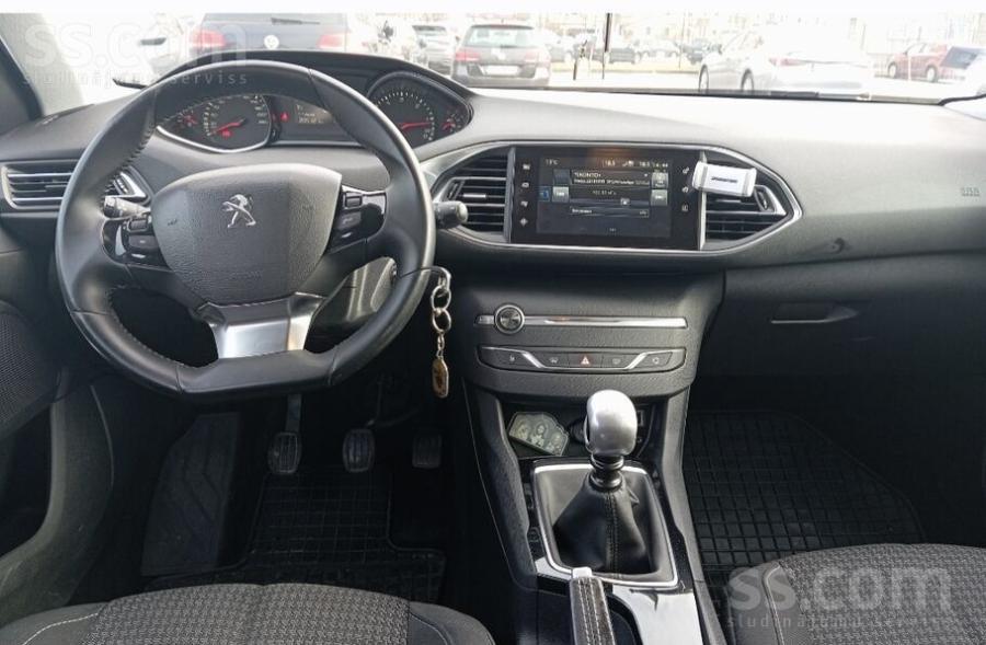 Grey Peugeot 308 2017 in Riga, with an engine capacity of 1.60 L and mileage of 237 thousand km for 6200 €, photo 7 on AUTOMOTO.COM.LV