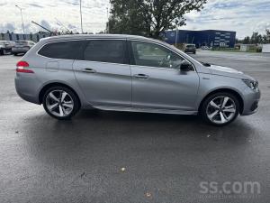 Серый Пежо 308 2017 в Рига, объемом двигателя 1.20 л и пробегом 128 тыс. км за 8000 €, фото 5 на AUTOMOTO.COM.LV