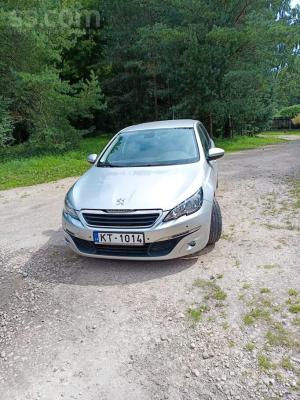 Grey Peugeot 308 2017 in Riga, with an engine capacity of 1.60 L and mileage of 197 thousand km for 4800 €, photo 3 on AUTOMOTO.COM.LV