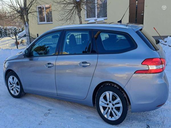 Pelēks Peugeot 308 2018 Šauļi, ar dzinēja tilpumu 1.56 L un nobraukumu 215 tūkst. km par 6400 €, foto 6 vietnē AUTOMOTO.COM.LV