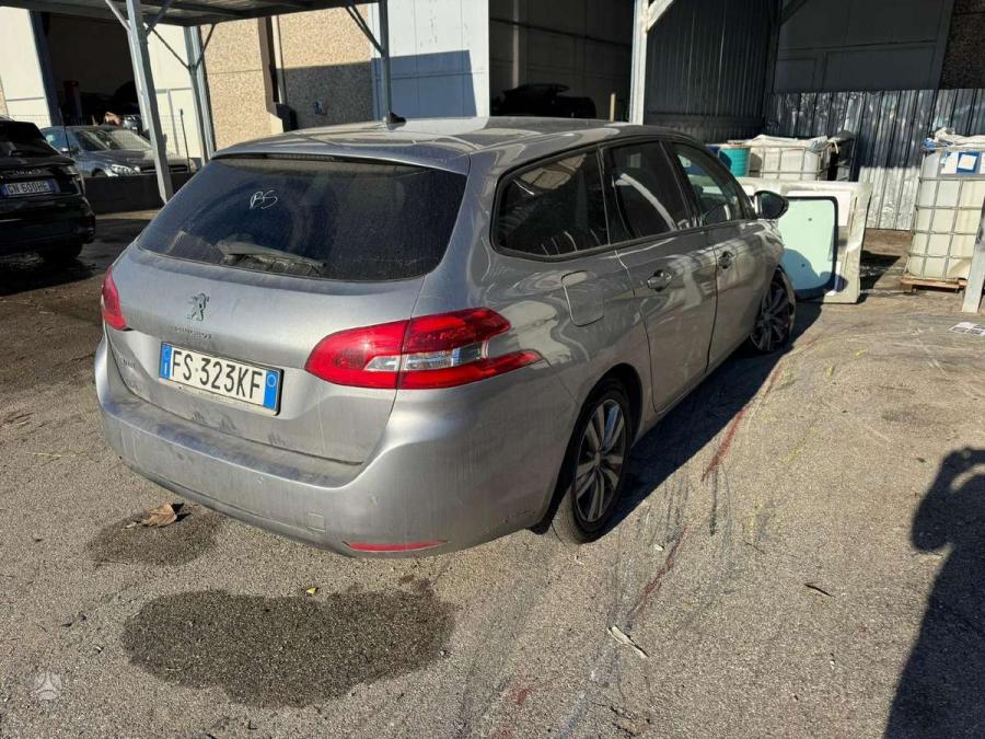 Grey Peugeot 308 2018 in Ukmerge, with an engine capacity of 1.50 L and mileage of 130 thousand km for 3450 €, photo 2 on AUTOMOTO.COM.LV