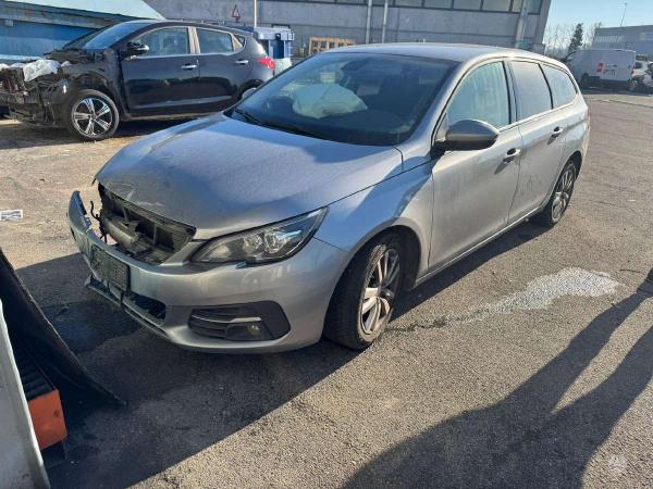 Grey Peugeot 308 2018 in Ukmerge, with an engine capacity of 1.50 L and mileage of 130 thousand km for 3450 €, photo 5 on AUTOMOTO.COM.LV