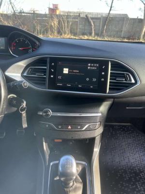 Pelēks Peugeot 308 2018 Telšiai, ar dzinēja tilpumu 1.56 L un nobraukumu 254 tūkst. km par 5700 €, foto 22 vietnē AUTOMOTO.COM.LV