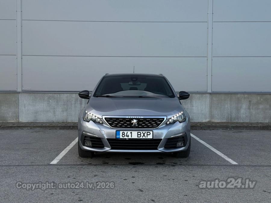 Grey Peugeot 308 2018 in Tallinn, with an engine capacity of 1.20 L and mileage of 159 thousand km for 8900 €, photo 4 on AUTOMOTO.COM.LV