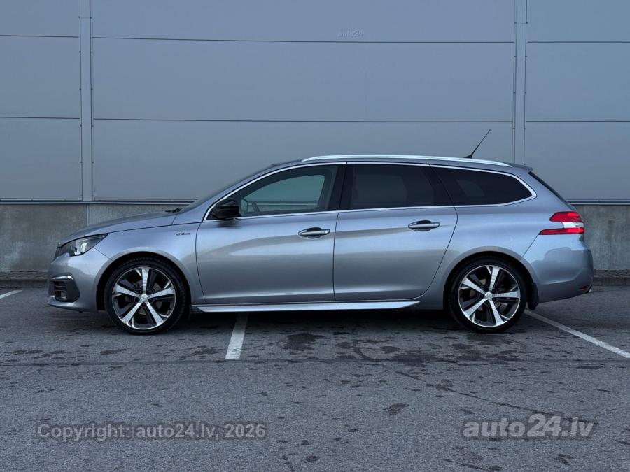 Grey Peugeot 308 2018 in Tallinn, with an engine capacity of 1.20 L and mileage of 159 thousand km for 8900 €, photo 6 on AUTOMOTO.COM.LV