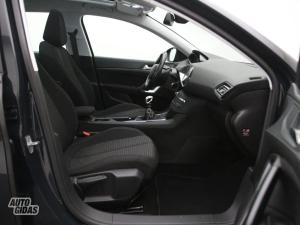 Grey Peugeot 308 2018 in Vilnius, with an engine capacity of 1.20 L and mileage of 188 thousand km for 6799 €, photo 15 on AUTOMOTO.COM.LV