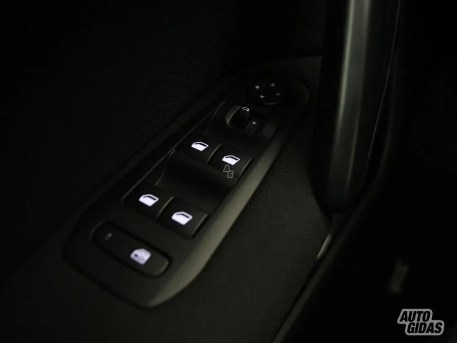 Grey Peugeot 308 2018 in Vilnius, with an engine capacity of 1.20 L and mileage of 188 thousand km for 6799 €, photo 26 on AUTOMOTO.COM.LV