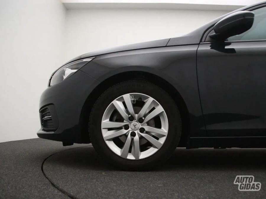 Grey Peugeot 308 2018 in Vilnius, with an engine capacity of 1.20 L and mileage of 188 thousand km for 6799 €, photo 28 on AUTOMOTO.COM.LV