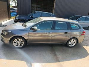 Grey Peugeot 308 2018 in Taurage, with an engine capacity of 1.50 L and mileage of 280 thousand km for 3900 €, photo 5 on AUTOMOTO.COM.LV