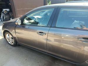 Grey Peugeot 308 2018 in Taurage, with an engine capacity of 1.50 L and mileage of 280 thousand km for 3900 €, photo 7 on AUTOMOTO.COM.LV