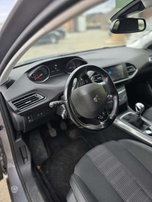 Grey Peugeot 308 2018 in Taurage, with an engine capacity of 1.20 L and mileage of 102 thousand km for 6500 €, photo 14 on AUTOMOTO.COM.LV