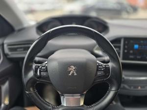 Grey Peugeot 308 2018 in Taurage, with an engine capacity of 1.20 L and mileage of 102 thousand km for 6500 €, photo 18 on AUTOMOTO.COM.LV