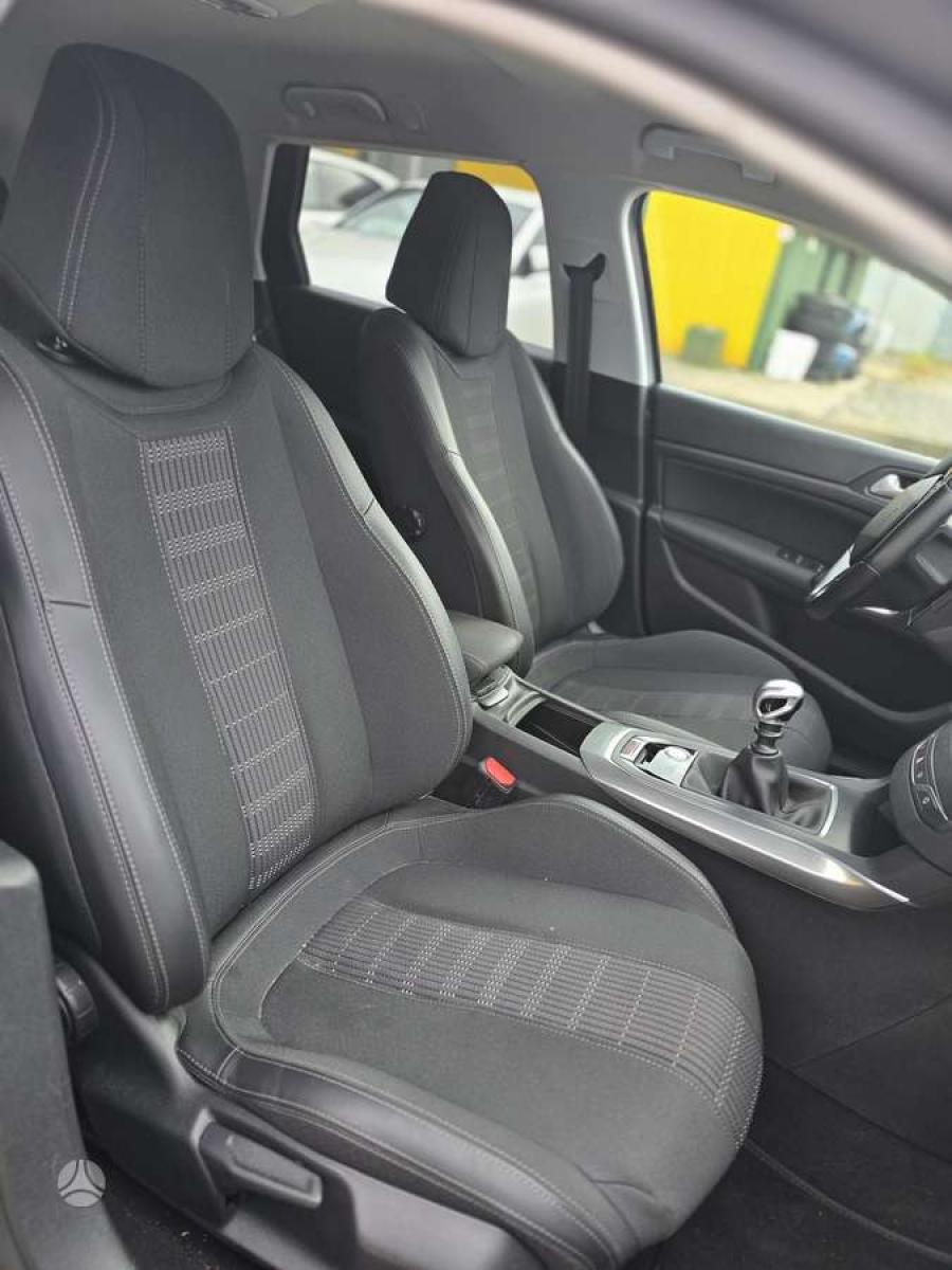 Grey Peugeot 308 2018 in Taurage, with an engine capacity of 1.20 L and mileage of 102 thousand km for 6500 €, photo 24 on AUTOMOTO.COM.LV