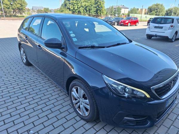 Pelēks Peugeot 308 2018 Tauragė, ar dzinēja tilpumu 1.56 L un nobraukumu 200 tūkst. km par 3400 €, foto 6 vietnē AUTOMOTO.COM.LV