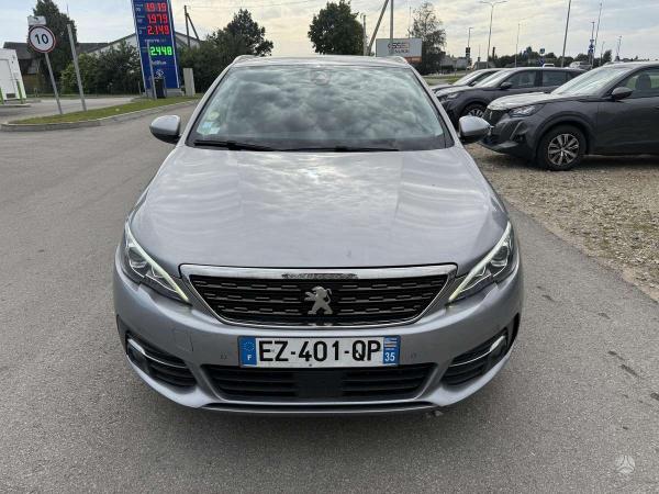Grey Peugeot 308 2018 in Taurage, with an engine capacity of 1.50 L and mileage of 170 thousand km for 4600 €, photo 3 on AUTOMOTO.COM.LV