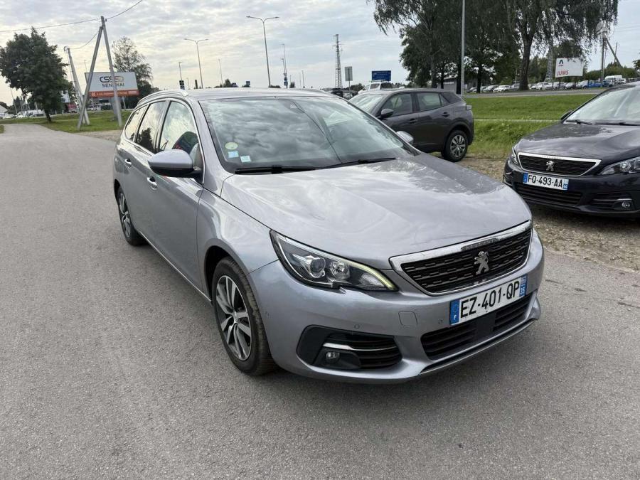 Grey Peugeot 308 2018 in Taurage, with an engine capacity of 1.50 L and mileage of 170 thousand km for 4600 €, photo 4 on AUTOMOTO.COM.LV