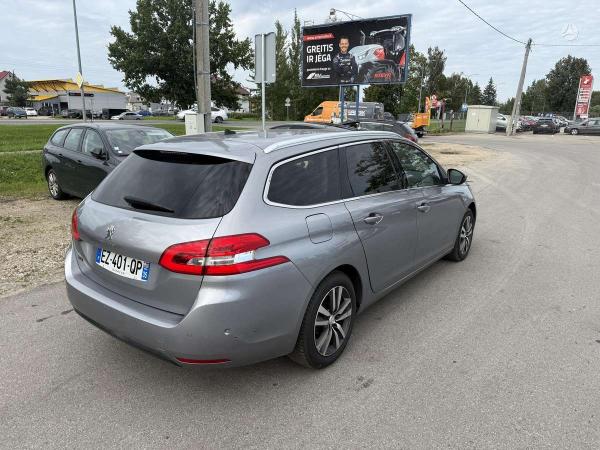 Grey Peugeot 308 2018 in Taurage, with an engine capacity of 1.50 L and mileage of 170 thousand km for 4600 €, photo 6 on AUTOMOTO.COM.LV
