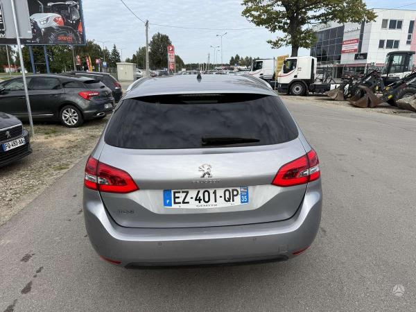Grey Peugeot 308 2018 in Taurage, with an engine capacity of 1.50 L and mileage of 170 thousand km for 4600 €, photo 7 on AUTOMOTO.COM.LV