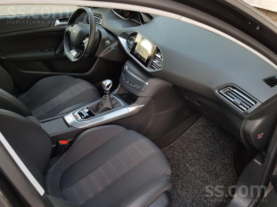 Pelēks Peugeot 308 2019 Rīga, ar dzinēja tilpumu 1.20 L un nobraukumu 140 tūkst. km par 6600 €, foto 6 vietnē AUTOMOTO.COM.LV