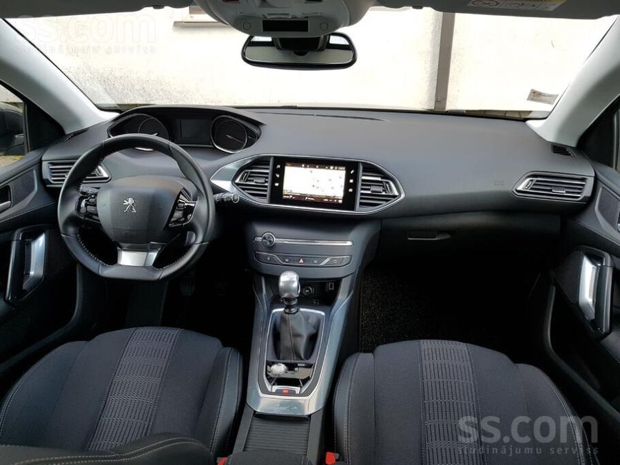 Pelēks Peugeot 308 2019 Rīga, ar dzinēja tilpumu 1.20 L un nobraukumu 140 tūkst. km par 6600 €, foto 9 vietnē AUTOMOTO.COM.LV