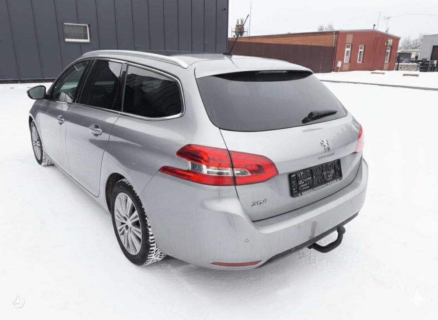 Pelēks Peugeot 308 2019 Šauļi, ar dzinēja tilpumu 1.50 L un nobraukumu 218 tūkst. km par 6100 €, foto 4 vietnē AUTOMOTO.COM.LV