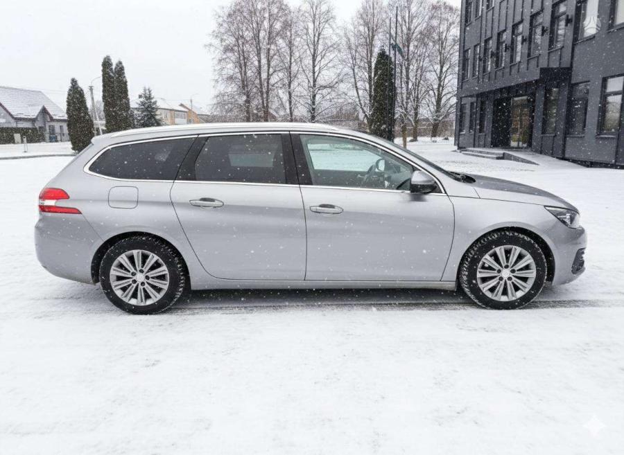 Pelēks Peugeot 308 2019 Šauļi, ar dzinēja tilpumu 1.50 L un nobraukumu 218 tūkst. km par 6100 €, foto 7 vietnē AUTOMOTO.COM.LV