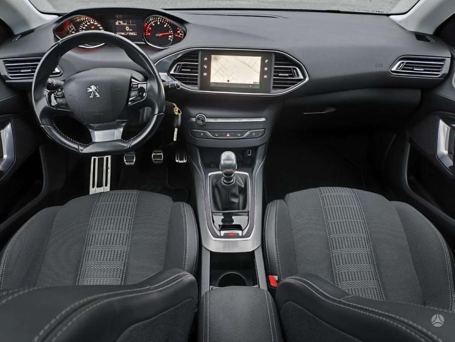 Pelēks Peugeot 308 2019 Šauļi, ar dzinēja tilpumu 1.50 L un nobraukumu 218 tūkst. km par 6100 €, foto 11 vietnē AUTOMOTO.COM.LV