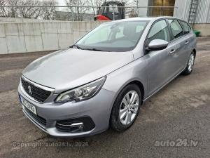 Grey Peugeot 308 2019 in Tallinn, with an engine capacity of 1.50 L and mileage of 134 thousand km for 7990 €, photo 2 on AUTOMOTO.COM.LV