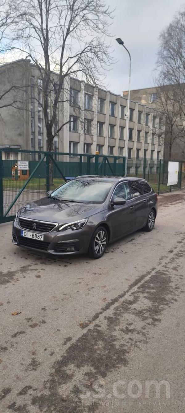 Pelēks Peugeot 308 2019 Rīga, ar dzinēja tilpumu 1.50 L un nobraukumu 278 tūkst. km par 8000 €, foto 1 vietnē AUTOMOTO.COM.LV